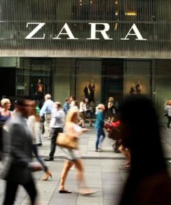 Zara: la historia de la marca que revolucionó el fast fashio